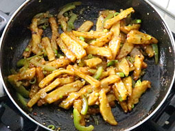 Chilli Potato Recipe - How to Make Crispy Chilli Aloo at Home