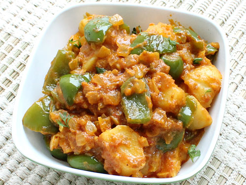 Aloo Capsicum Recipe - Potato and Capsicum Curry - Step by Step Recipe