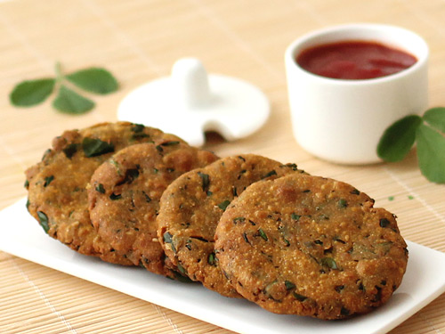 Methi Dhebra Recipe - Gujarati Methi Bajri na Vada - Diabetic Food