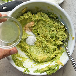 Avocado Dip In 5 Minutes - Creamy Avocado Dip with Yogurt
