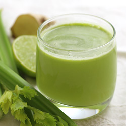 Spinach Juice Recipe - Detoxifying Raw Spinach Juice for Glowing Skin