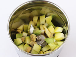 Green Mango Chutney Recipe - Tangy and Spicy Chutney of Raw Mangoes