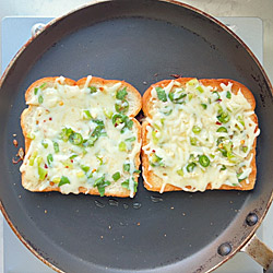 Chilli Cheese Toast Recipe - How to Make Simple Cheese Toast